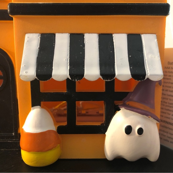 Target | Holiday | Nwt Target Halloween Spooky Miniature Village ...